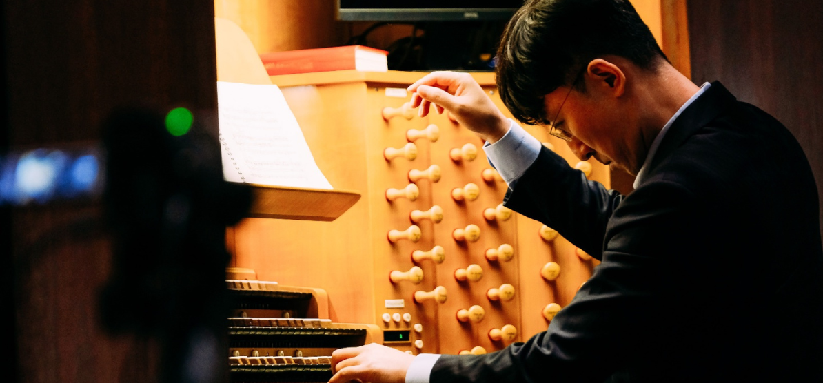 Esplanade Presents | A Tapestry of Sacred Music Sacred Organ Works Dong ...